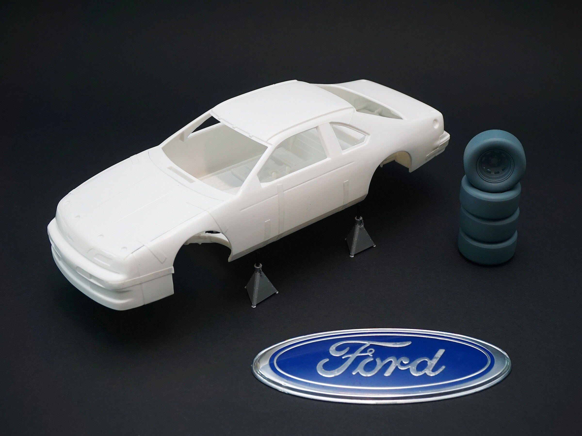Ford Thunderbird | Monogram 1:24