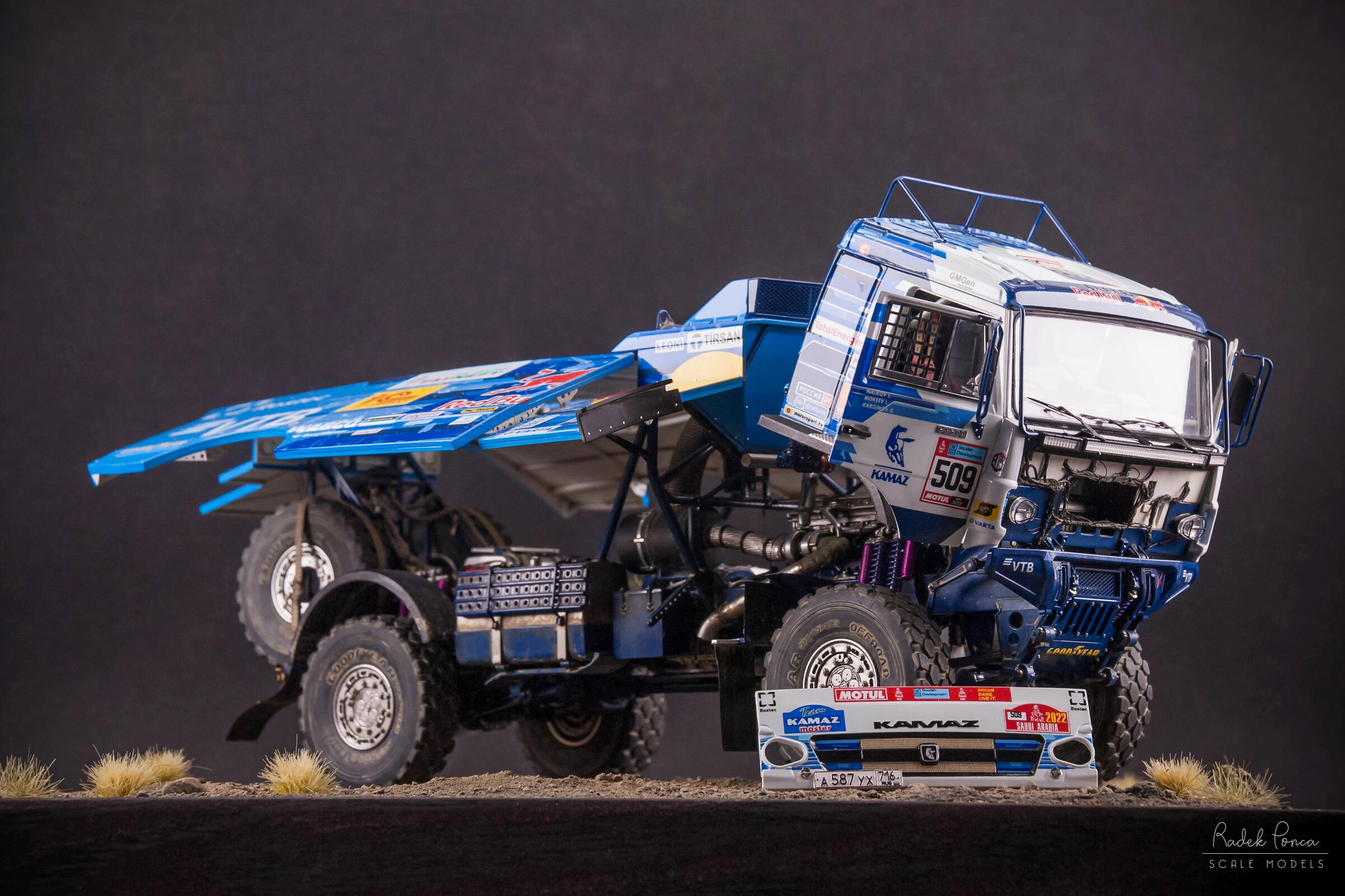 Kamaz 43509 | Zvezda 1:35