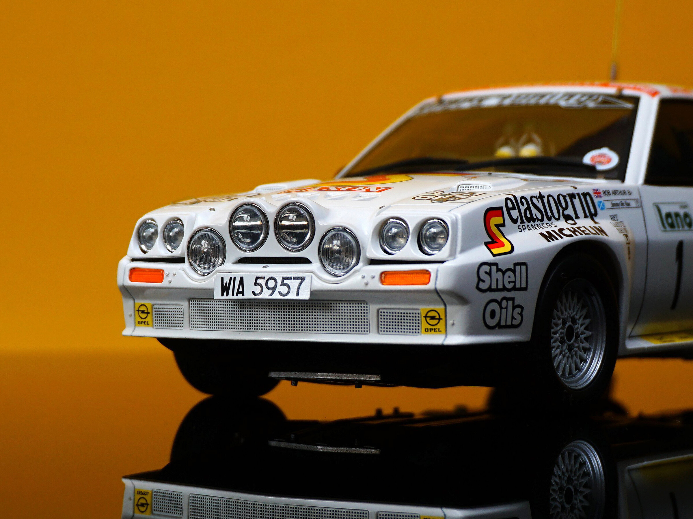Opel Manta 400 (Group B) | Belkits 1:24