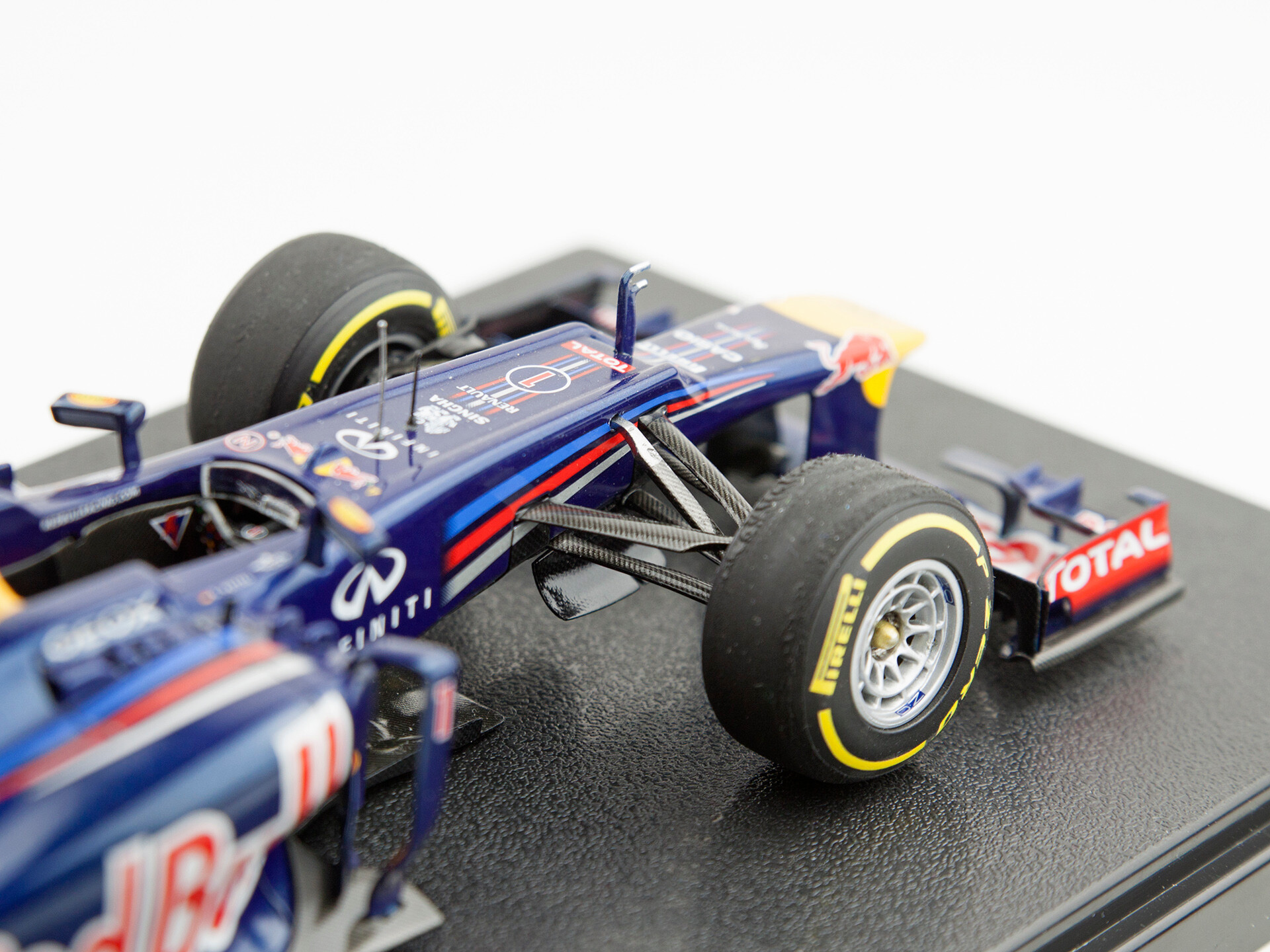 Red Bull Racing RB8 | Revell 1:24