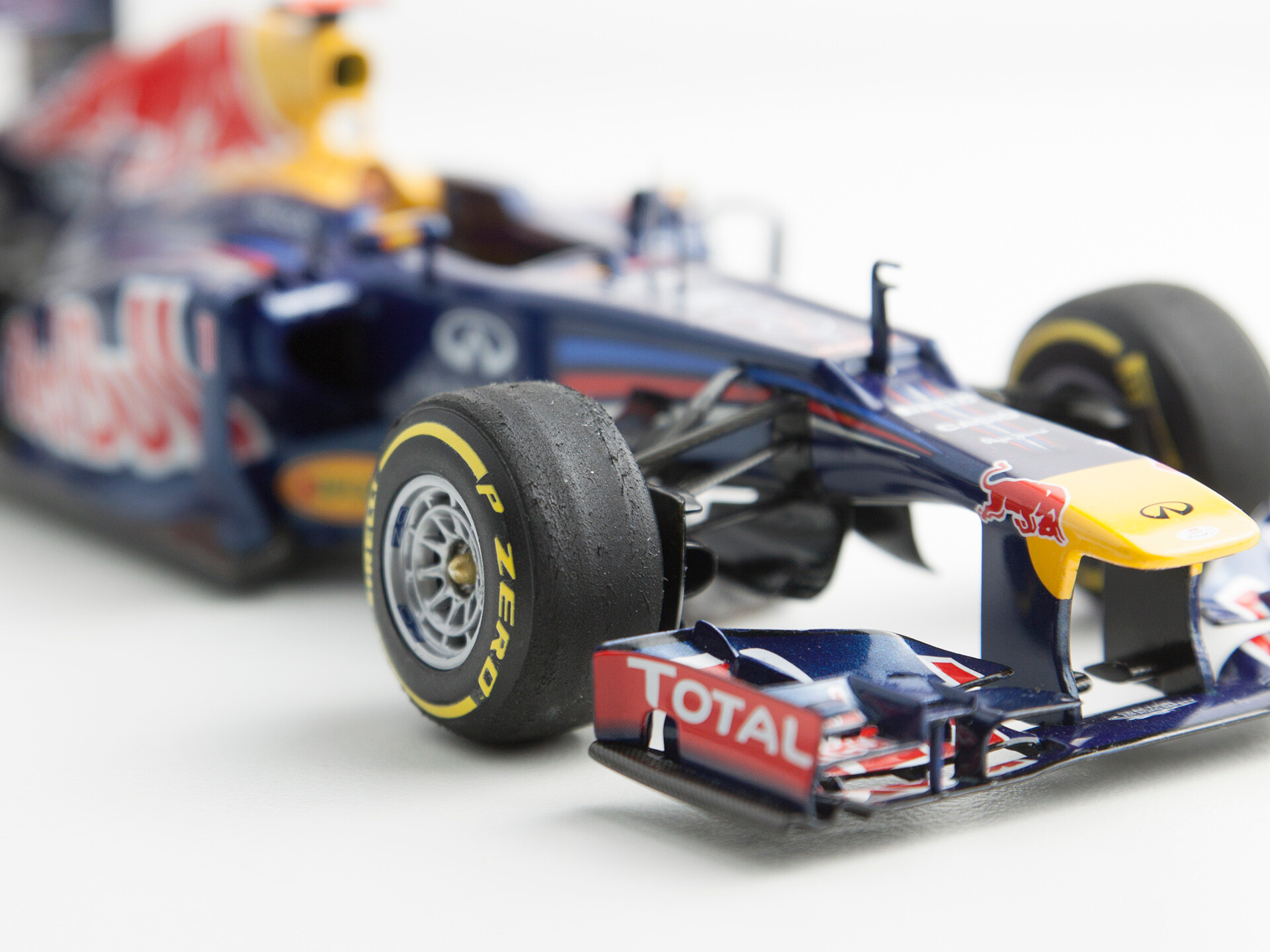 Red Bull Racing RB8 | Revell 1:24